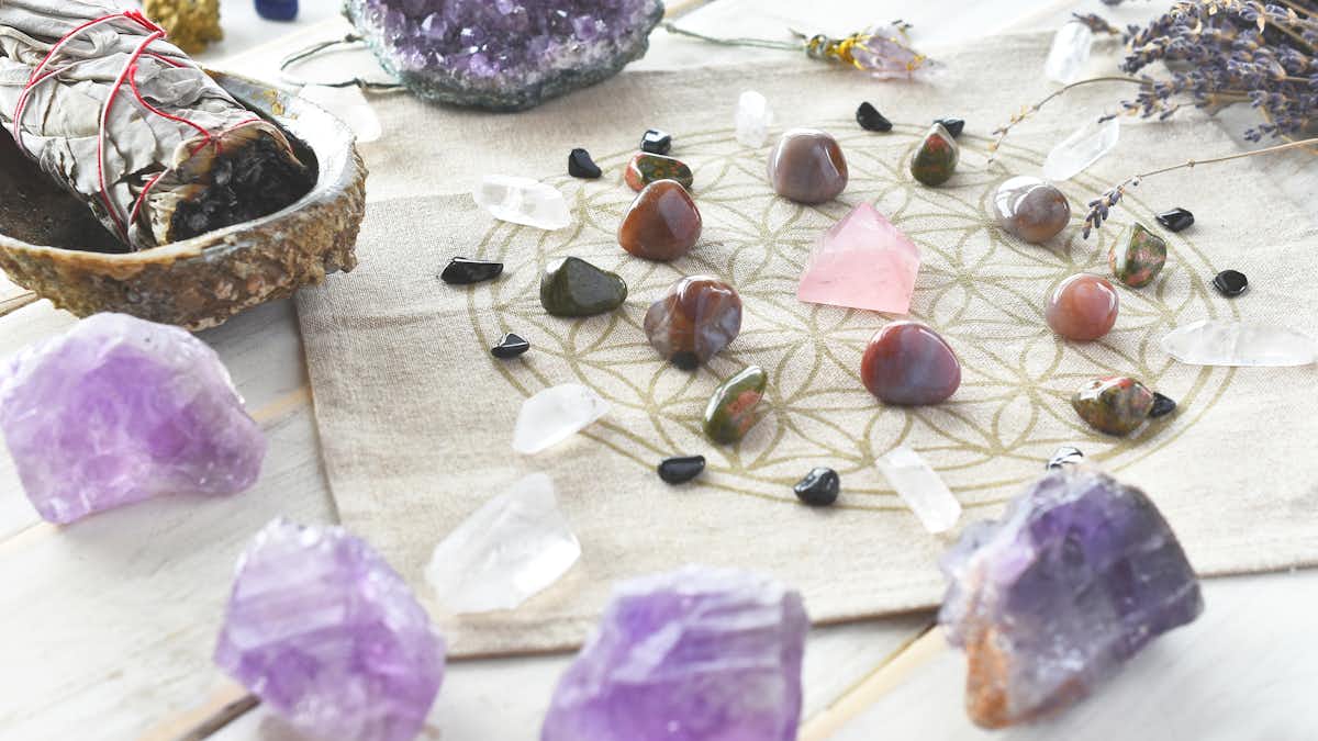 Disfruta Ejercicios con los chakras | Gaia Español