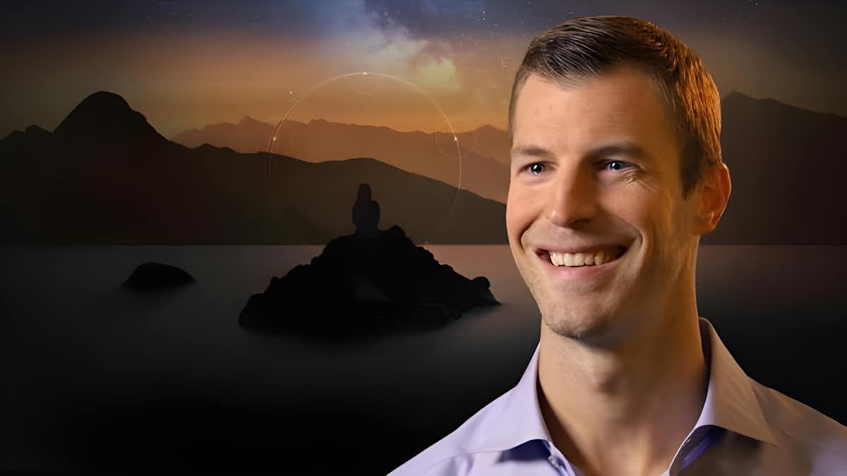 Watch How to Prevent & Reverse Autoimmune Disease with Josh Axe | Gaia